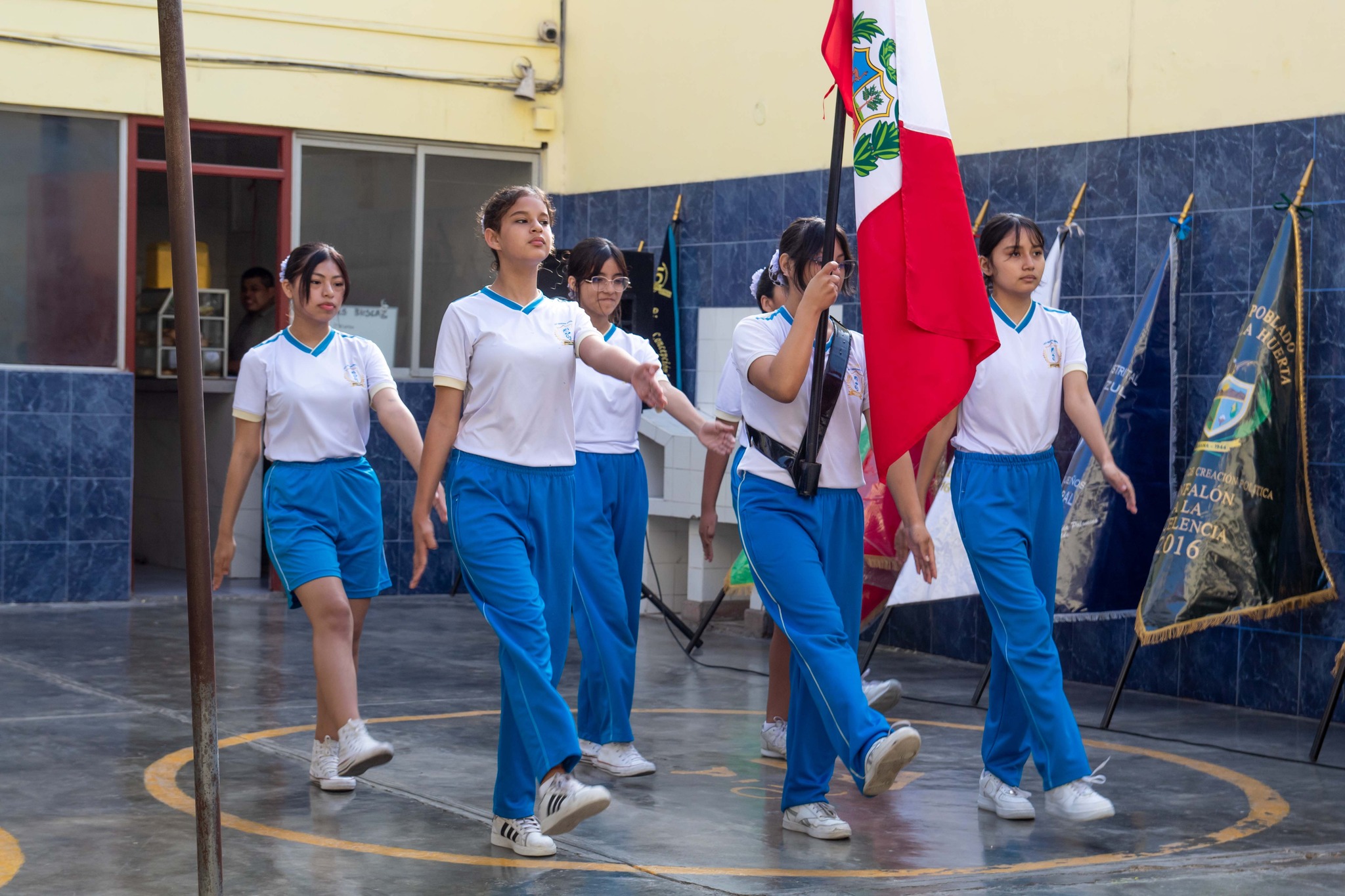 CUBICOL - GRACIAS JESUS